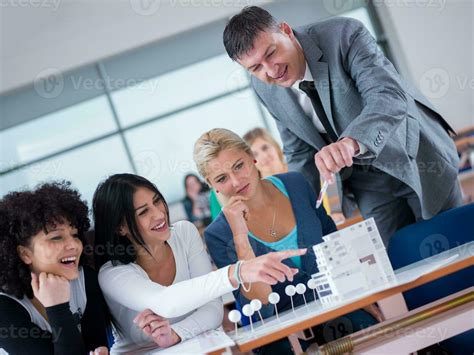 Babes With Teacher In Computer Lab Classrom 31049802 Stock Photo At Vecteezy
