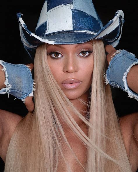 Pin By J Marie 313 Fashion Boutique On Beyonce In 2025 Beyoncé Carter Beyonce Queen Queen