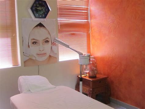 Dianes Day Spa Spa Looker