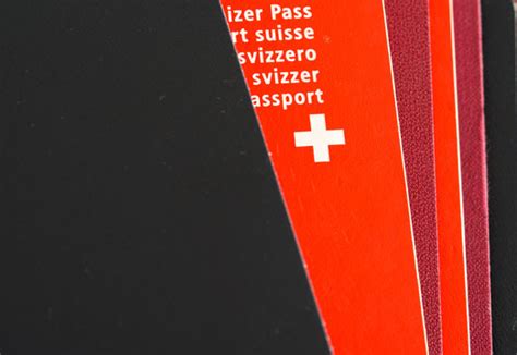 Schweizer Pass Bilder Durchsuchen 190 Archivfotos Vektorgrafiken Und Videos Adobe Stock