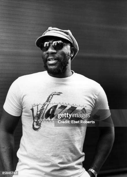2549 Isaac Hayes Photos And High Res Pictures Getty Images