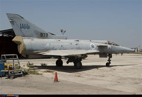 Iai Kfir C2 Large Preview