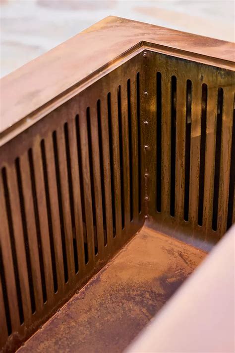 Lidded Rectangle Fire Pit Terrain