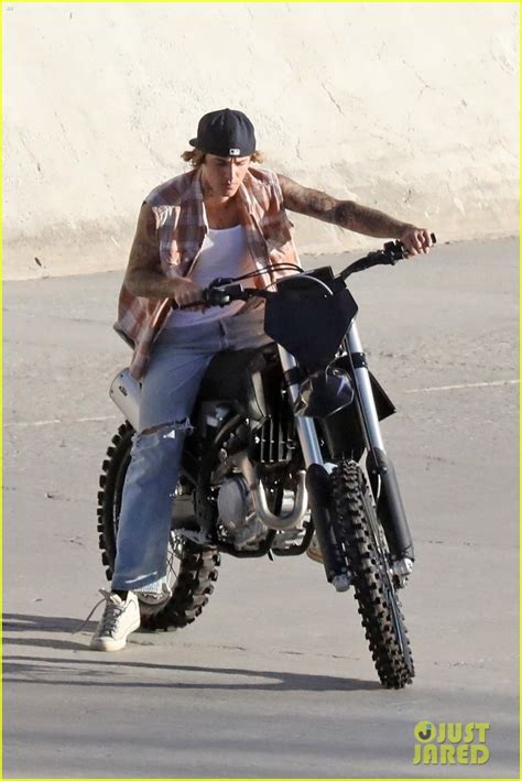 Looks Like Justin Bieber Is Making Another New Music Video Photo