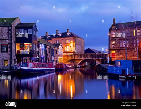 The Canal Basin Of The Leeds And Liverpool Canal At Skipton North