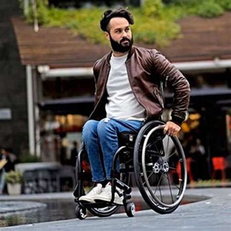 A Guide To Active User Wheelchairs Vivid Care
