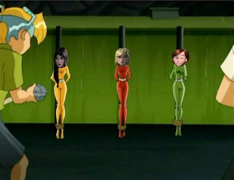 Astrid Y Heahter Y Elastigirl