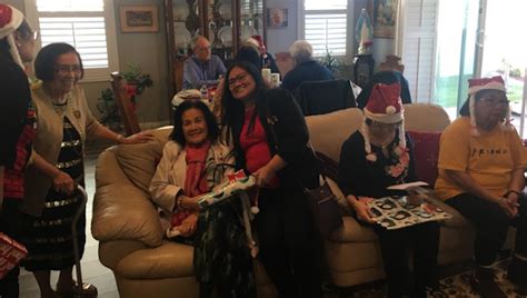 Ang Saya Ng Karoling