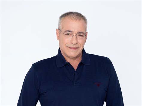 Σαββατοκύριακο με τον Μάνεση Ο Νίκος Μάνεσης έκανε πρεμιέρα για τη νέα τηλεοπτική σεζόν