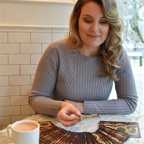 Book Now Tarot Reader Toronto Scarlett Entertainment