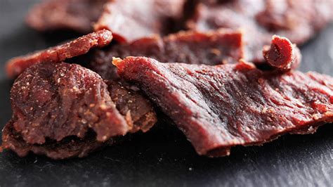 Delicious Ground Venison Jerky Recipe You Will Love It Two Chicks