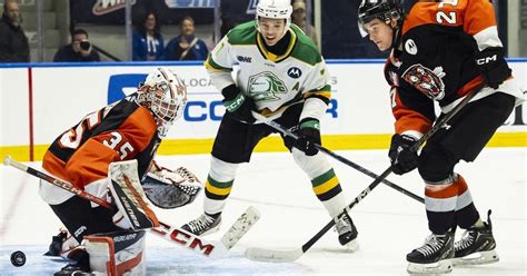 Canadiens Sign Defenceman Bryce Pickford To Three Year Entry Level Contract