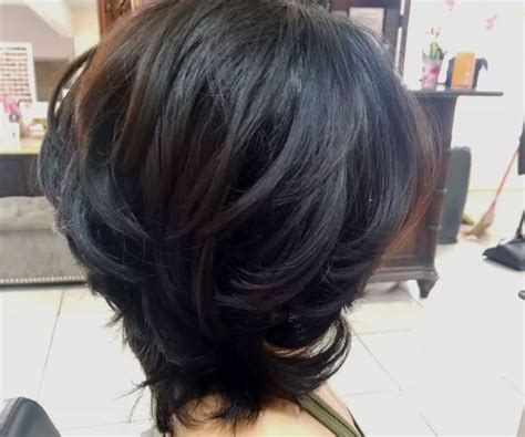 How To Style A Short Layered Bob With Thin Hair