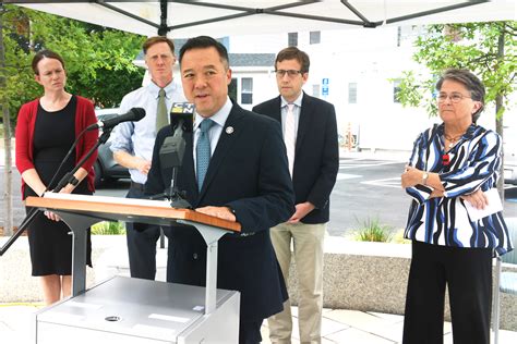 Connecticut Community Foundations Give Local Fundraiser Sets Record