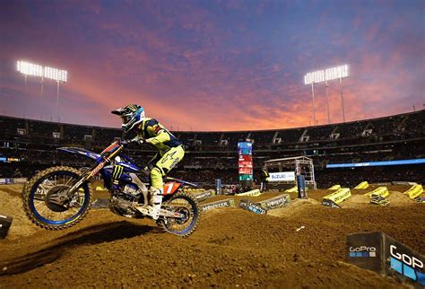 Eli Tomac Wins Fourth Supercross Race Of 2023 Extends Series Lead