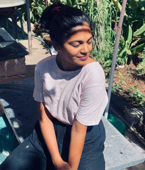 Prittymariya Pritty • Instagram Photos And Videos