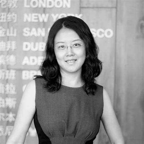 Jean Weng 伍兹贝格