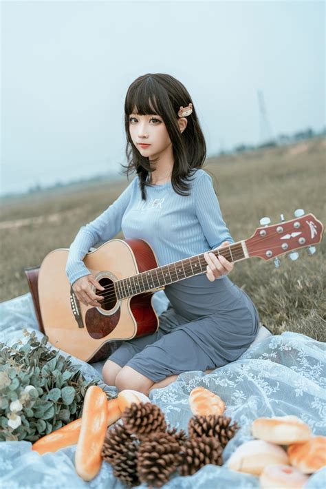 Chunmomo 蠢沫沫 Guitar Sister Chunmomo 蠢沫沫 Guitar Sister 2 Porn Pic