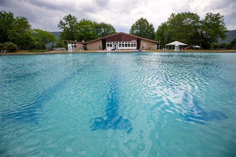 The Weather Is Looking Beautiful At Mine Kill State Park