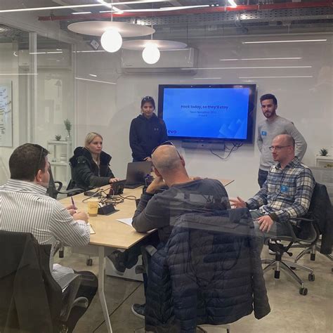 Would You Agree To Spend 18 Sleepless Hours In A Room With Complete Strangers Ill Tell You Why