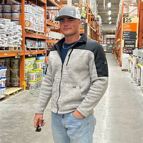 Caleb Michael Caleb Michaelll • Threads Say More