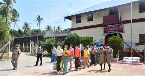 မြိတ်က အကျဉ်းသားတွေ ကော့သောင်းထောင်ကို ပြောင်းနေ