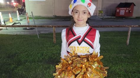 Fundraiser By Linda Reyes Support Sofya Saldivars Cheer Dream