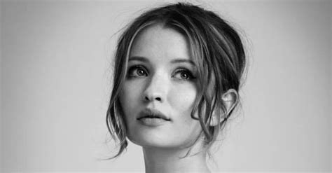 Emily Browning Biography Buhave