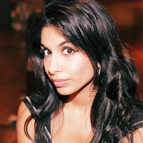 Sheena Melwani Net Worth Bio Age Height Early Life Career Facts