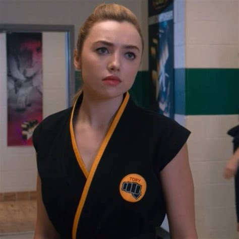 Tory Nichols Cobra Kai Atrizes Filmes Personagens