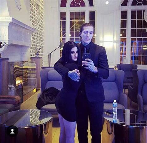 Pin By Bryanda On Chris Motionlessgaiapatra Motionless In White Chris Motionless Ricky Horror