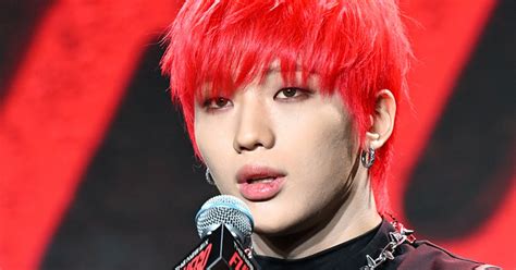 더뉴식스 천준혁 레드헤어로 활동 복귀 포토엔hd