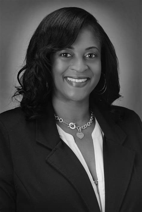 Danielle Lynch Wellness Coordinatorhealth Coach At Lhd Benefits