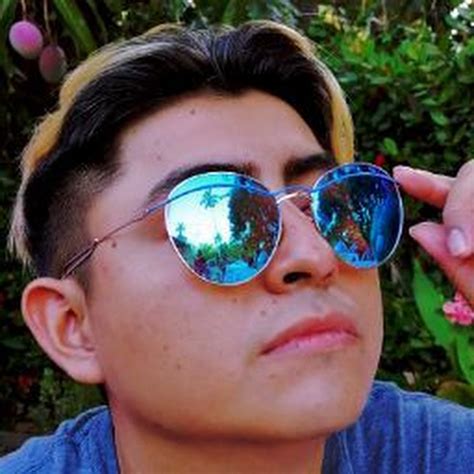 Angel Alexander Santos Tello Youtube