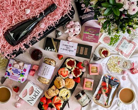 Mothers Day Ts And Hampers Luxury Food And Drink Ts Imp And Maker