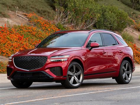 Genesis Gv70 Is Our Compact Luxury Suv Best Buy Of 2023 Kelley Blue Book