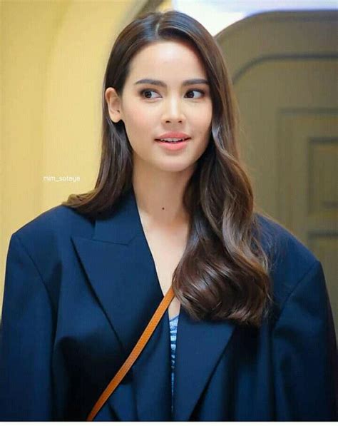 Yaya Urassaya