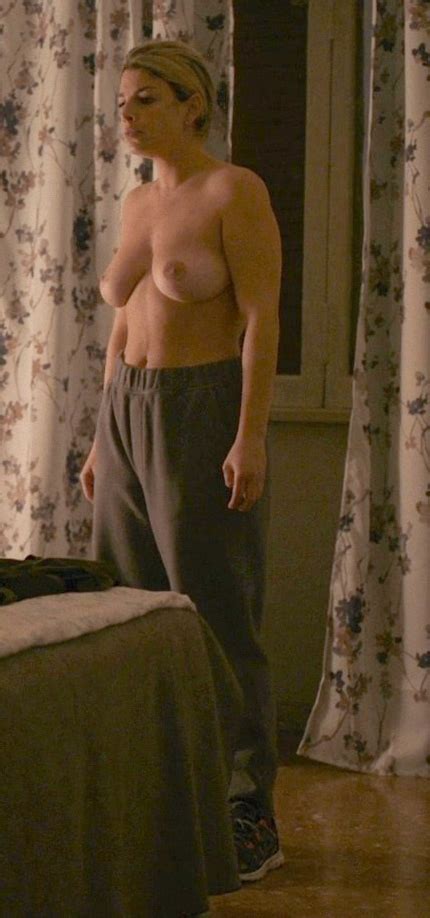 Celebrity Nudeflash Picture 20238originalemmamarrone Ilritorno
