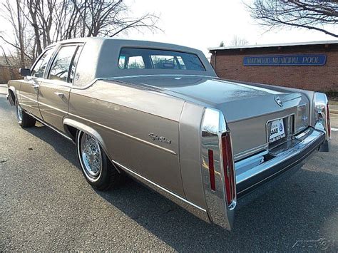Stunning Fleetwood In Desert Frost Firemist Classic Cadillac