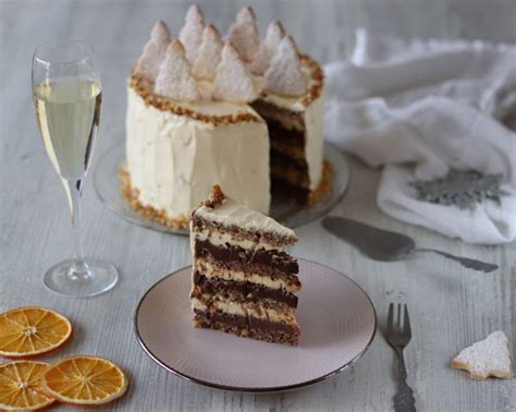 Bogata Novogodišnja Torta • Slatkopedija