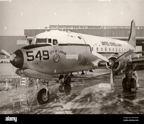 Douglas R5d 3 Skymaster 56549 City Of London Della Us Navy Fleet
