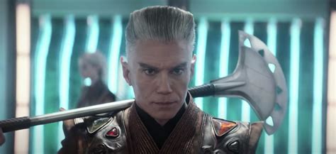 Star Trek Strange New Worlds Pike And Crew Go Full Vulcan In First