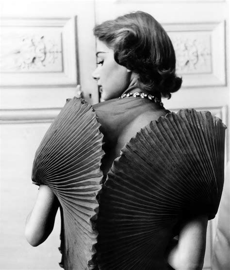 Schiaparelli Fashion Maison Inducted To Fashions Elite Pantheon