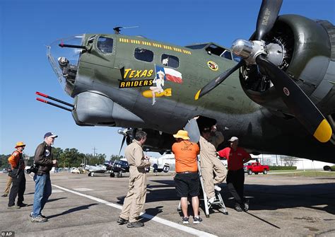Six Pilots Who Died During Veterans Day Wings Over Dallas When B 17