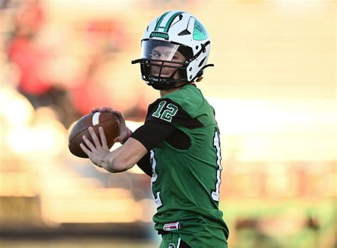 Dru Deshields Scores Twice In Fourth Quarter To Lead West Branch Past Salem 48 38 Sports