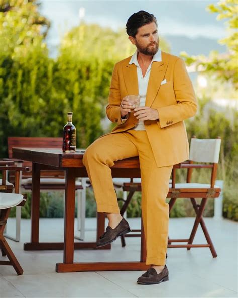 Traje De Camisa Amarilla Para Hombre Outfit Camisa Amarilla Hombre