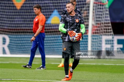 Justin Bijlow Responds Tellingly When Asked About Manchester United