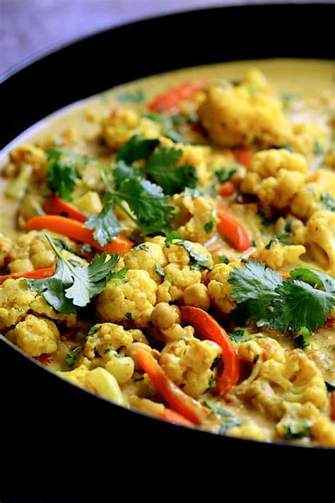 Vegan Indian Cauliflower Curry Recipe With Chickpeas
