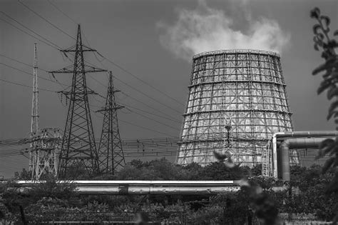 화력 발전소 화력 발전소 연기가 나는 파이프 건물 연기 스택이 있는 산업 풍경 0명에 대한 스톡 사진 및 기타 이미지 0명 건설 산업 건축 Istock