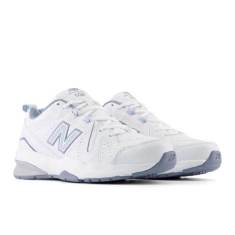 New Balance Womens 608 V5 Wide Walking Shoes Size 9 New Balance